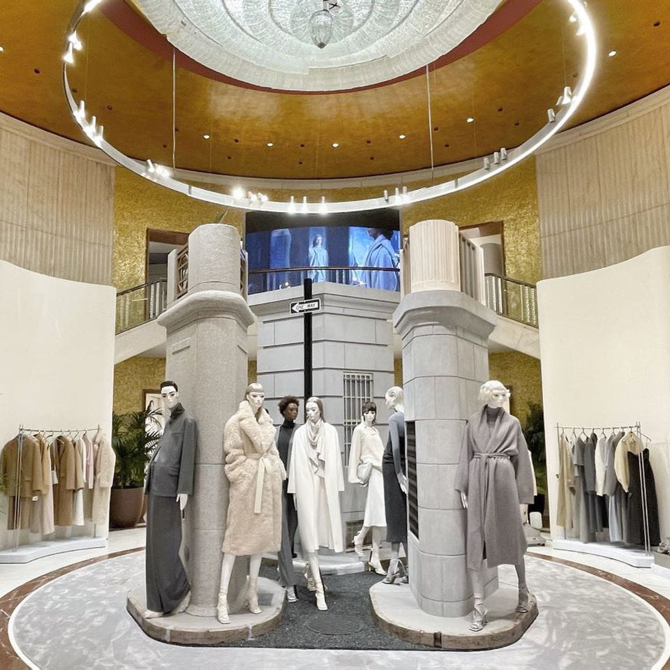 ZARA WINDOW DISPLAYS | Projects | KIMAK